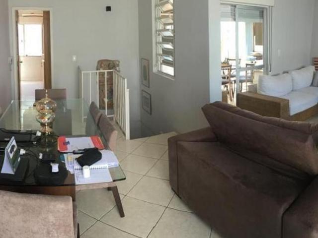 Apartamento localizado no bairro Centro