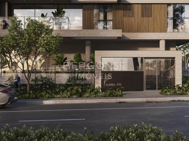 Apartamento localizado no Bigorrilho, com 134 m² p