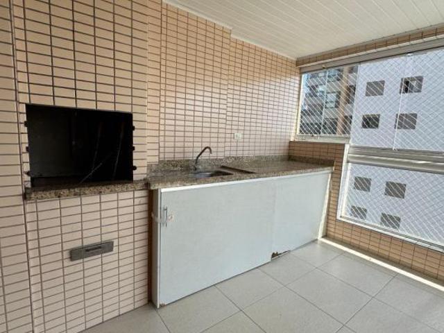 Apartamento localizado co bairro do Canto do Forte com vallor promocional