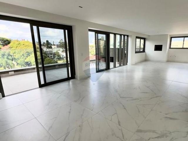Última Unidade Cobertura de 274m² com terraço privativo e Jacuzzi no Alto da Glória, Curitiba