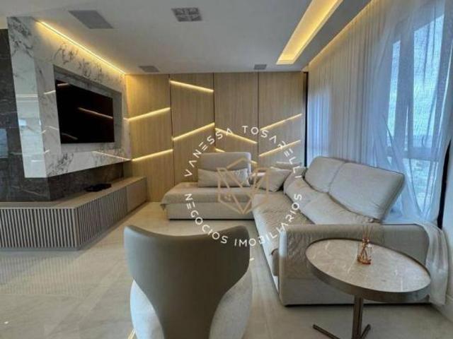 Apartamento Luxuoso a venda 153 mts 3 suites Mobiliado 3 Vagas de garagem + VAGA BOX