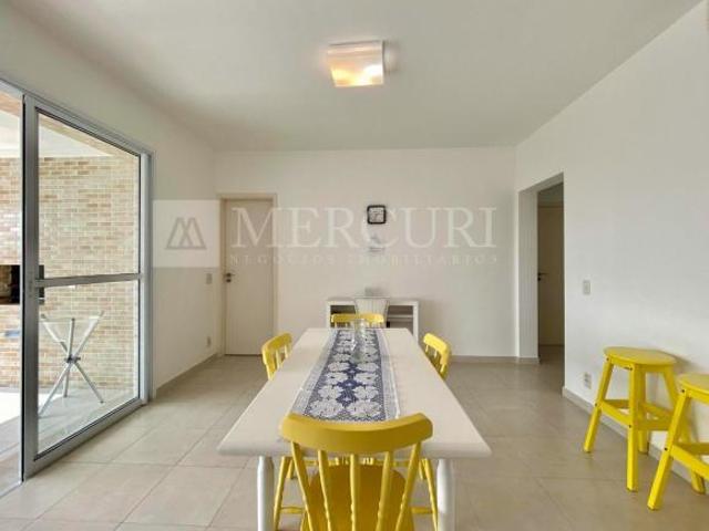 Apartamento Luxuoso com Vista para o Mar na Praia da Enseada, Guarujá Região Tortugas