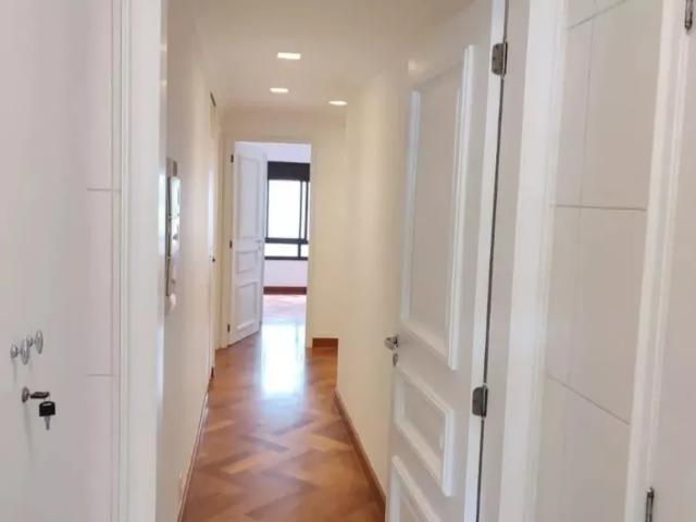 Apartamento luxuoso à venda no coração de São Paulo: 4 quartos, 4 suítes, 3 salas, 6 banheiros, 3 va