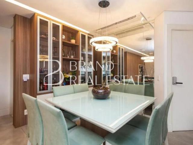Apartamento Luxo Moema com 3 quartos, sendo 3 suítes, 3 vagas, piscina, lazer completo, 121m²