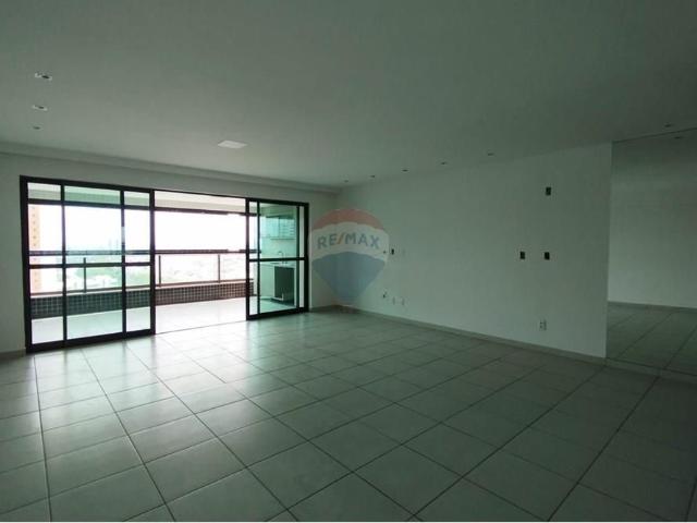 Apartamento Luxo 4 Suítes na Av. 17 de Agosto