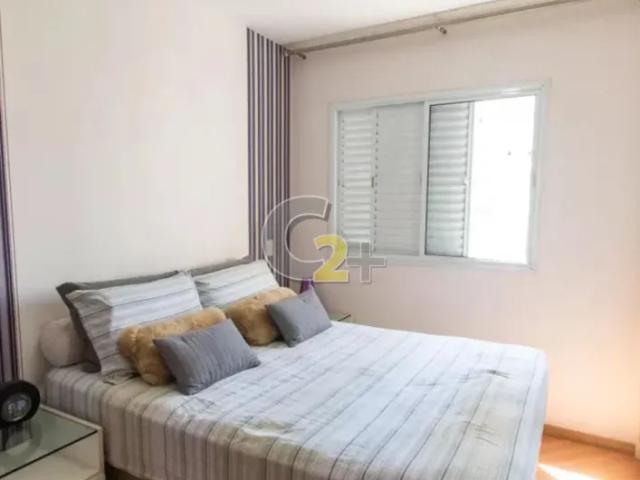 Apartamento mbiliado à venda na Vila Mariana com 3 quartos, sendo 1 suíte e 1 vaga