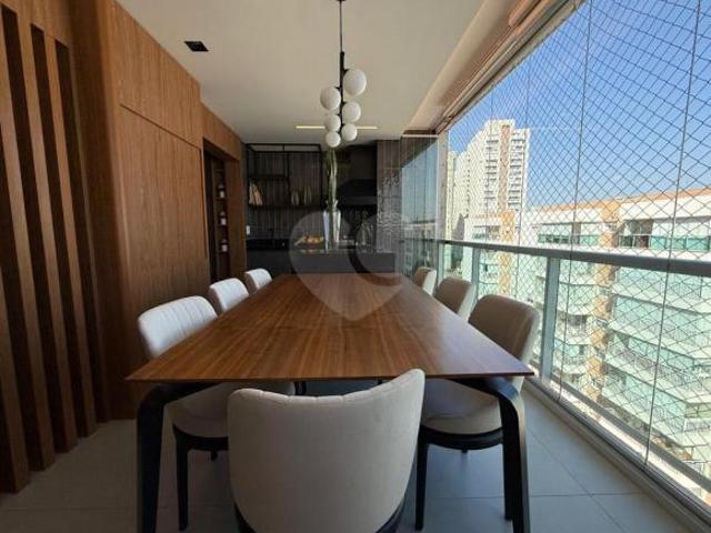 Apartamento Mooca 3 Dormitórios 3 suítes 2 vagas varanda com churrasqueira