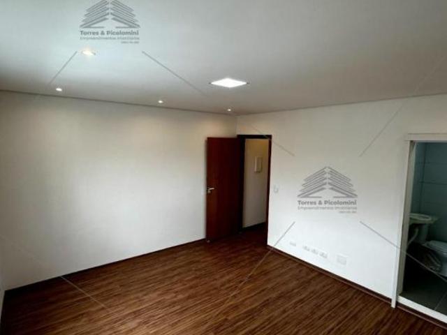 Apartamento Moóca com 72 Metros, 2 Dormitórios, 2 Suítes, Todo reformado, Cozinha, 2 Banheiros. Sem