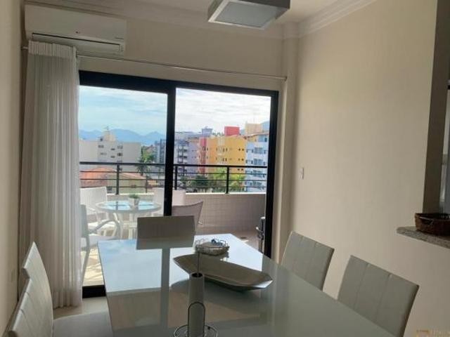 Apartamento mobilado 300 metros do mar