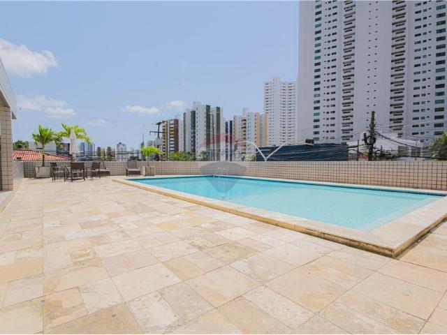 Apartamento Mobilado com 3 suítes +DCE e 2 vagas de garagem
