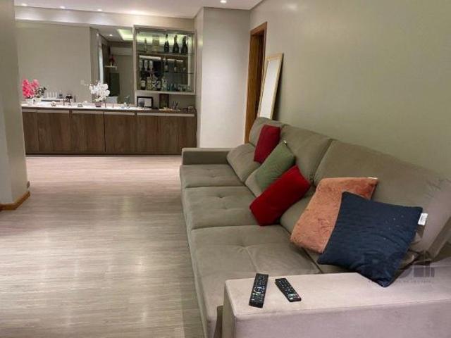 Apartamento mobiliado, 3 dormitórios, 1 suíte, vaga de garagem, Bairro Vila Euni