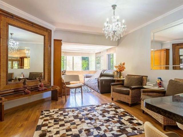 Apartamento Semi mobiliado, 3 dormitórios, 2 vagas individuias Vila Ipiranga