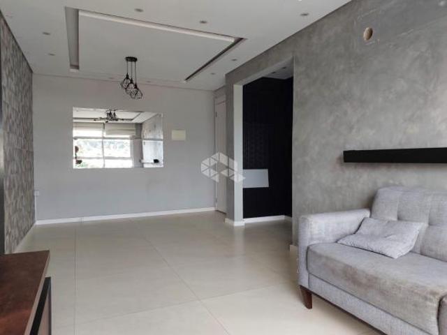 Apartamento mobiliado 3 dormitórios, suíte, duas vagas, bairro Cavalhada
