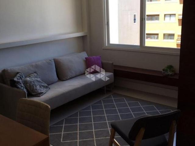 Apartamento mobiliado, 01 dormitório suíte,, 01 vaga de garagem coberta