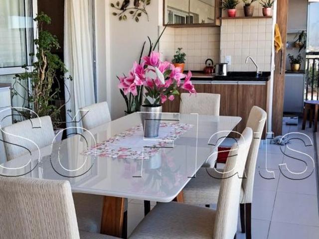 Apartamento mobiliado 110m² à venda na Aclimação com 3 dormitórios e 2 vagas