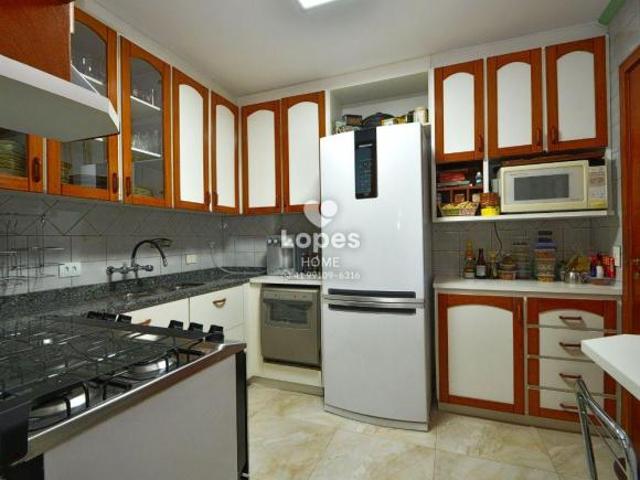 Apartamento Mobiliado 145m² no Juvevê | 3 Quartos com Suíte + Lareira + 2 Vagas