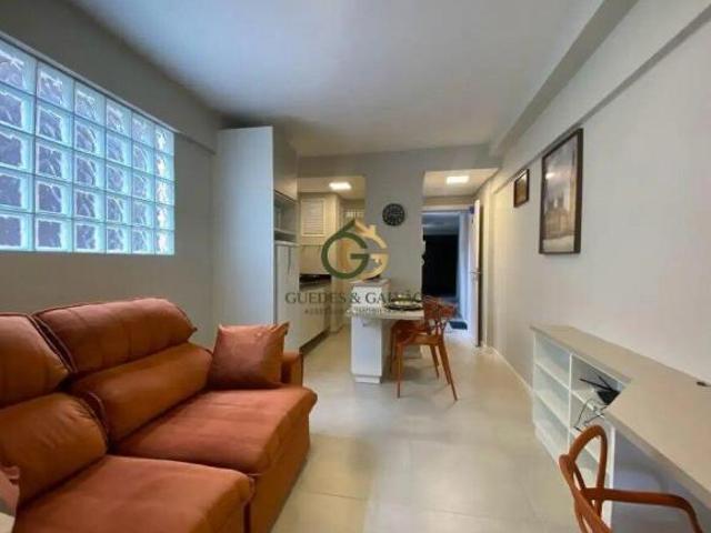 Apartamento mobiliado 1 dormitório à venda na Rua