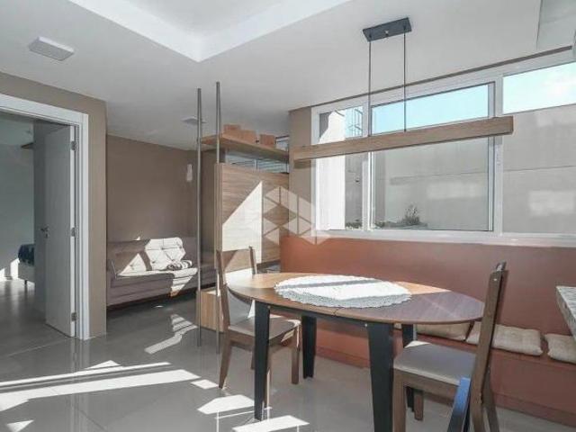 Apartamento Mobiliado 1 Dormitório com 64m², Vaga Coberta e Piscina no Condomínio