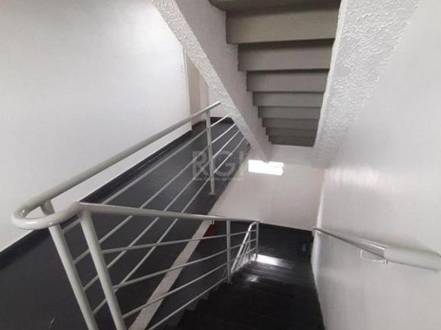 Apartamento Mobiliado 2 auartos Jardim Leopoldina em Porto Alegre para Comprar