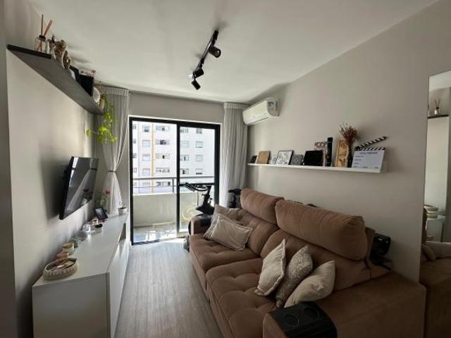 Apartamento MOBILIADO, 2 dormitórios, suíte no Jardim Paulista