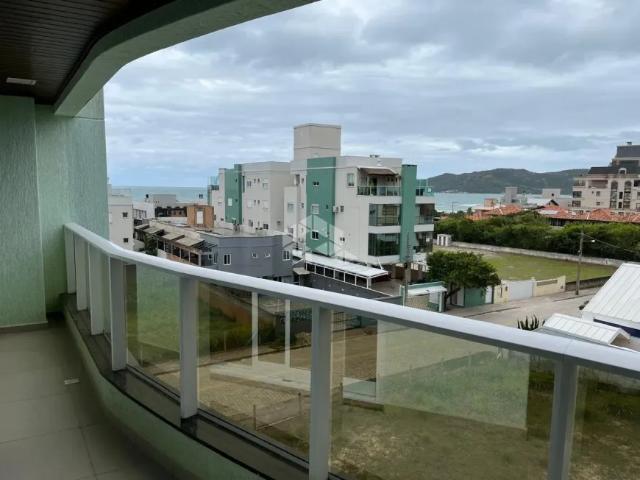 Apartamento mobiliado com dois quartos na praia do Mariscal em Bombinhas SC