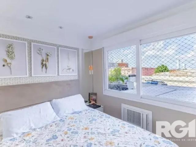 Apartamento mobiliado com suíte e lazer completo no bairro São João em Porto Alegre