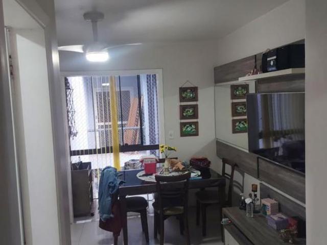 Apartamento Mobiliado, com sacada e churrasqueira