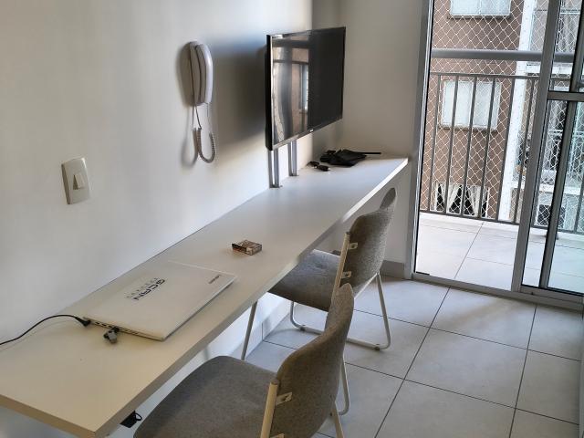 Apartamento Mobiliado com Varanda no Jardim Caravelas
