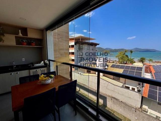 Apartamento mobiliado com vista mar, com 3 dormitórios sendo 2 suítes à venda na Praia da Enseada
