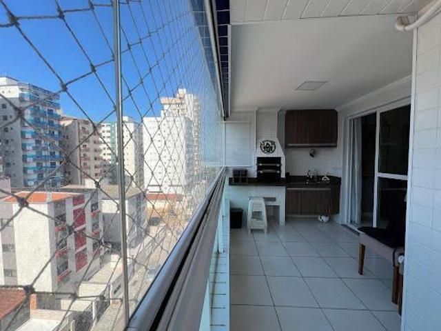 Apartamento mobiliado com vista mar em Praia Grande