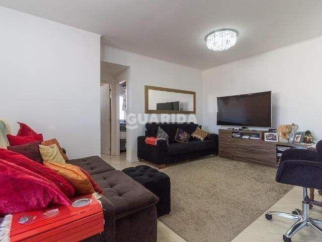 Apartamento mobiliado com 02 dormitórios para alugar no bairro Floresta. COD: 18740