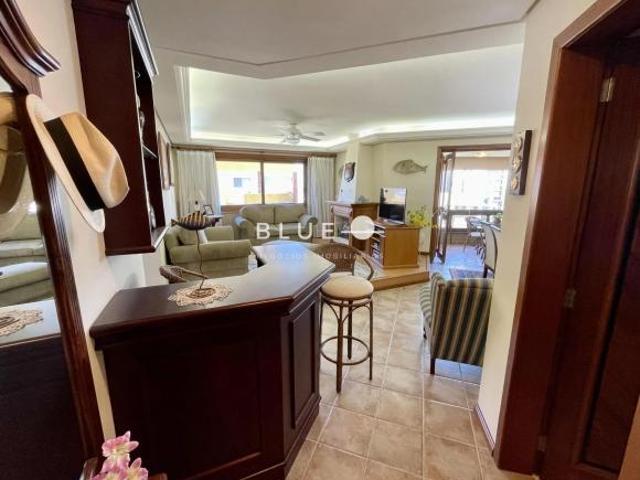 Apartamento mobiliado com 03 dormitórios na Praia Grande em Torres RS