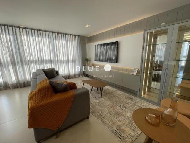 Apartamento mobiliado com 03 dormitórios no Centro de Torres RS