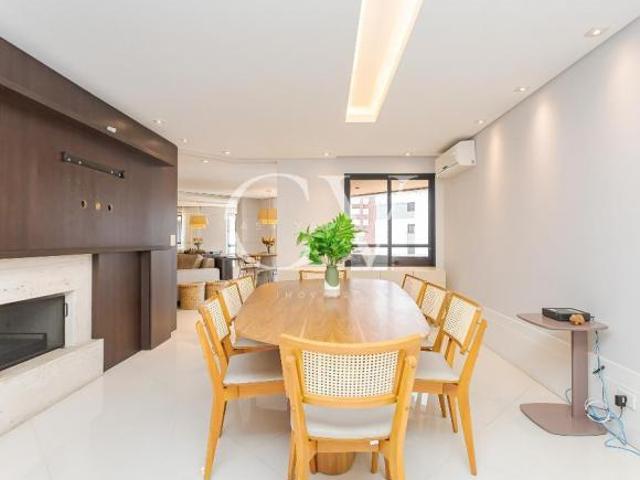 Apartamento mobiliado com 03 quartos e 03 vagas no Cabral