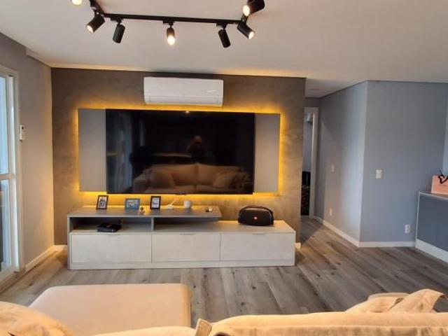 Apartamento Mobiliado com 114m², 3 dormitórios, 2 suítes, 2 vagas em Santo Amaro