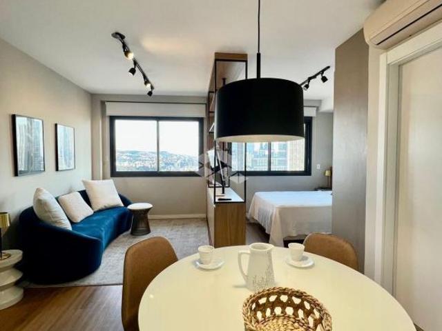 Apartamento mobiliado com 1 dormitório no bairro Petrópolis