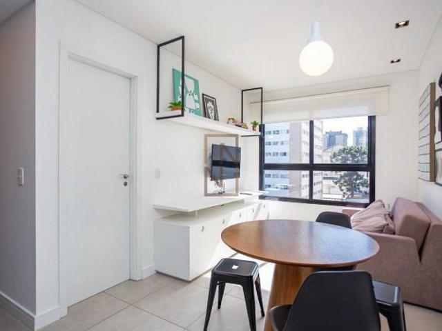 Apartamento mobiliado com 1 suíte no bairro Rebouças
