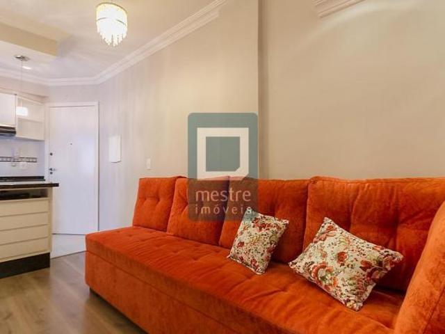 Apartamento mobiliado com 1 quarto e 1 vaga no Portão