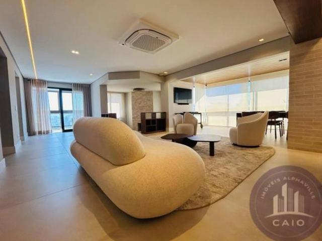 Apartamento mobiliado com 287 m² a venda por R$ 4.490.000 Alphaville/SP
