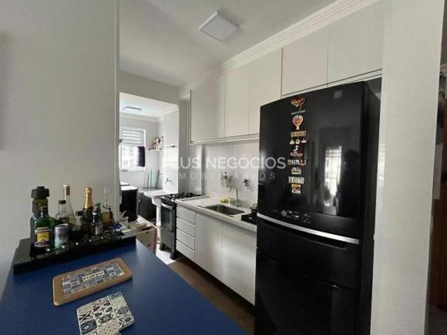 Apartamento mobiliado com 2 dormitórios, à venda na rua do Mercadão Campolim, Parque Campolim, Soroc