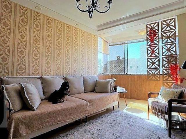 Apartamento mobiliado com 2 dormitorios e 1 suite a venda no Vila Izabel, Curitiba