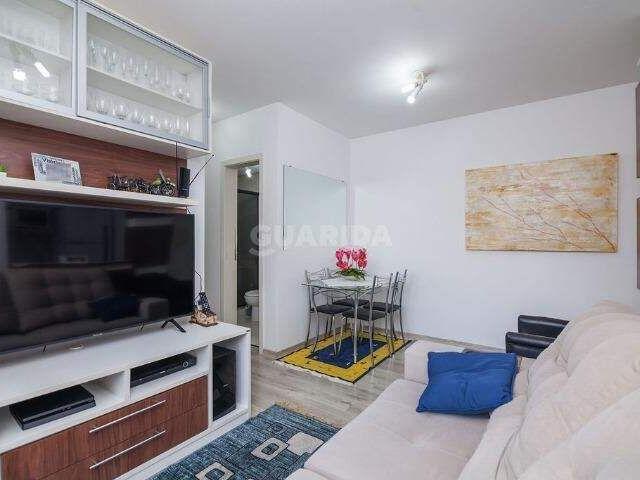 Apartamento mobiliado com 2 dormitórios e 1 vaga de garagem no bairro Santana COD: 22355