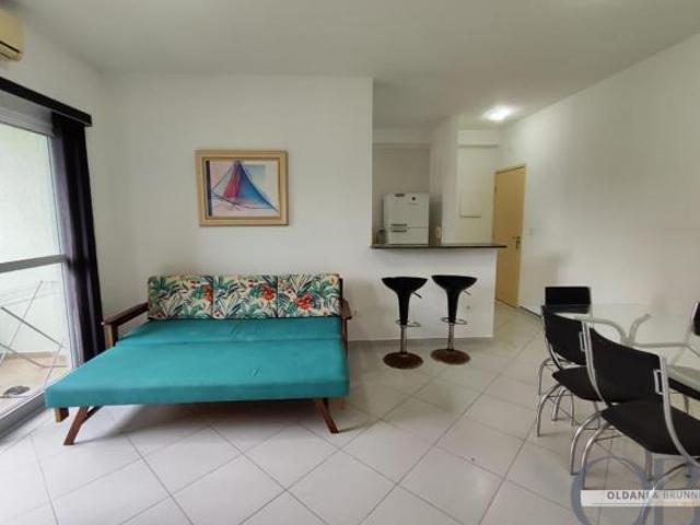 APARTAMENTO MOBILIADO COM 2 DORMITÓRIOS NO ITAGUÁ
