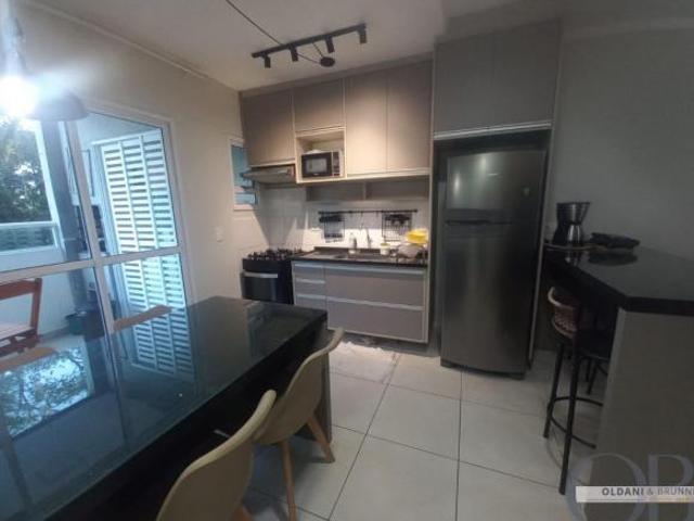 APARTAMENTO MOBILIADO COM 2 DORMITÓRIOS NO PEREQUE AÇÚ