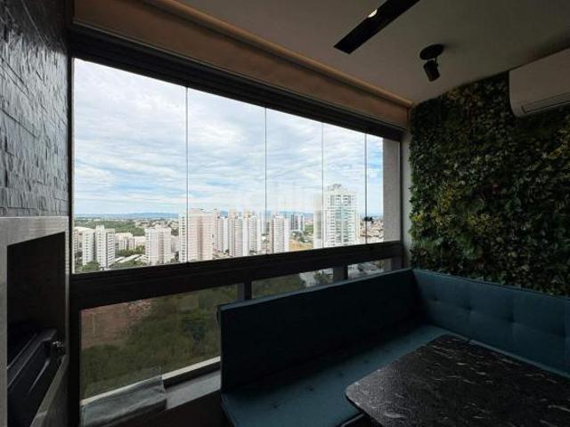 Apartamento mobiliado com 2 suítes no Edifício Bravie