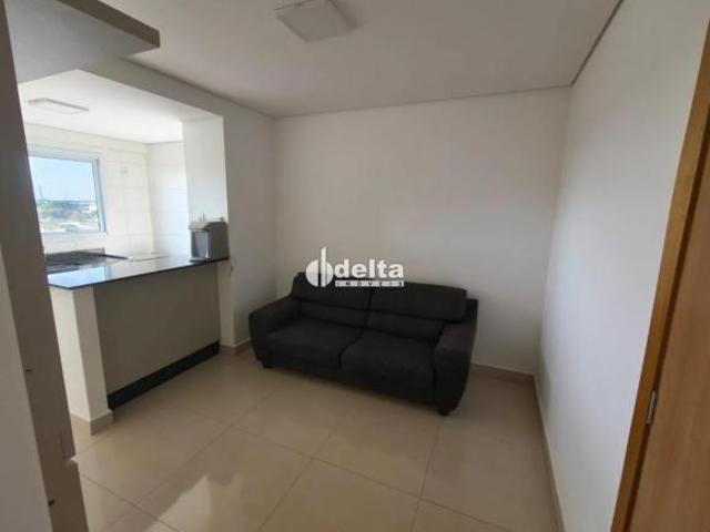 Apartamento mobiliado com 2 quartos disponível para locação e venda no bairro Umuarama em Uberlândia