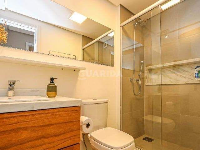 Apartamento mobiliado com 2 quartos e 2 vagas de garagem no bairro Bela Vista Porto Alegre/RS COD: 23364