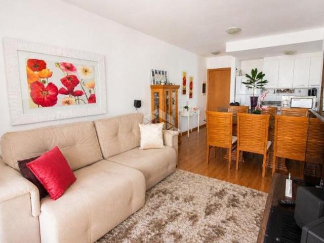 Apartamento mobiliado com 2 quartos, sendo 1 suíte no Passo da Areia Porto Alegre