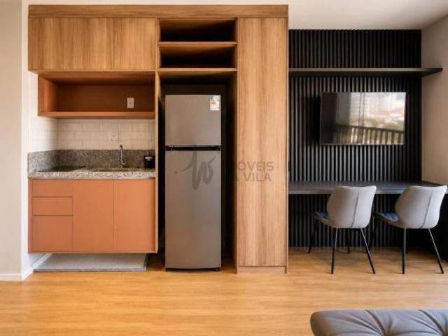 Apartamento mobiliado, com 33 m², varanda na Vila Mariana