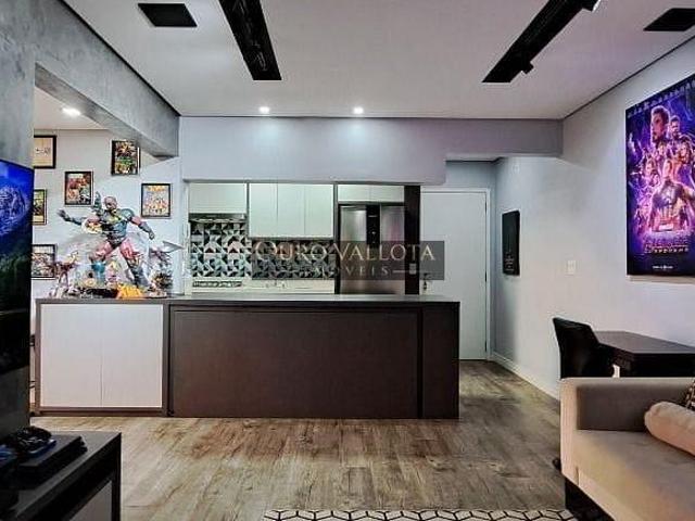 Apartamento Mobiliado com 3 dormitórios
